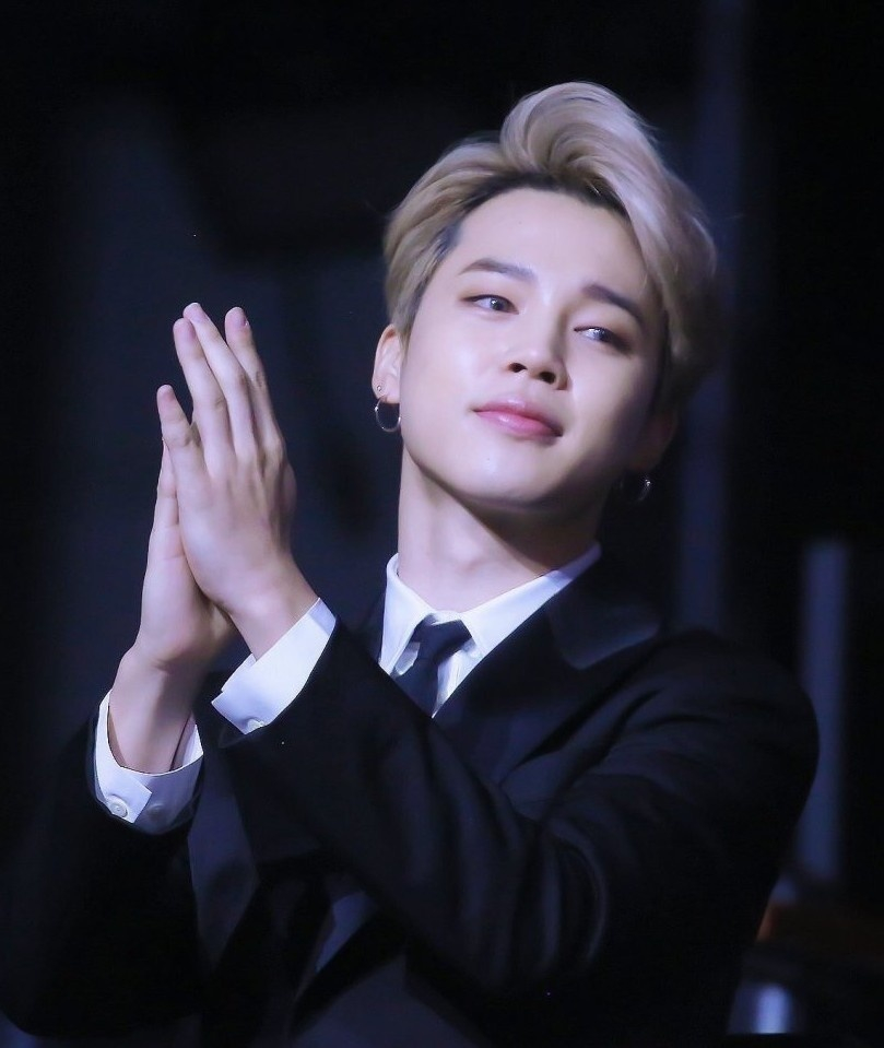 'Korea Frontman' 방탄소년단 지민, 11개월 연속 'KDOL' 주간·월간 '명예의 전당' 1위 왕좌 | 스타뉴스