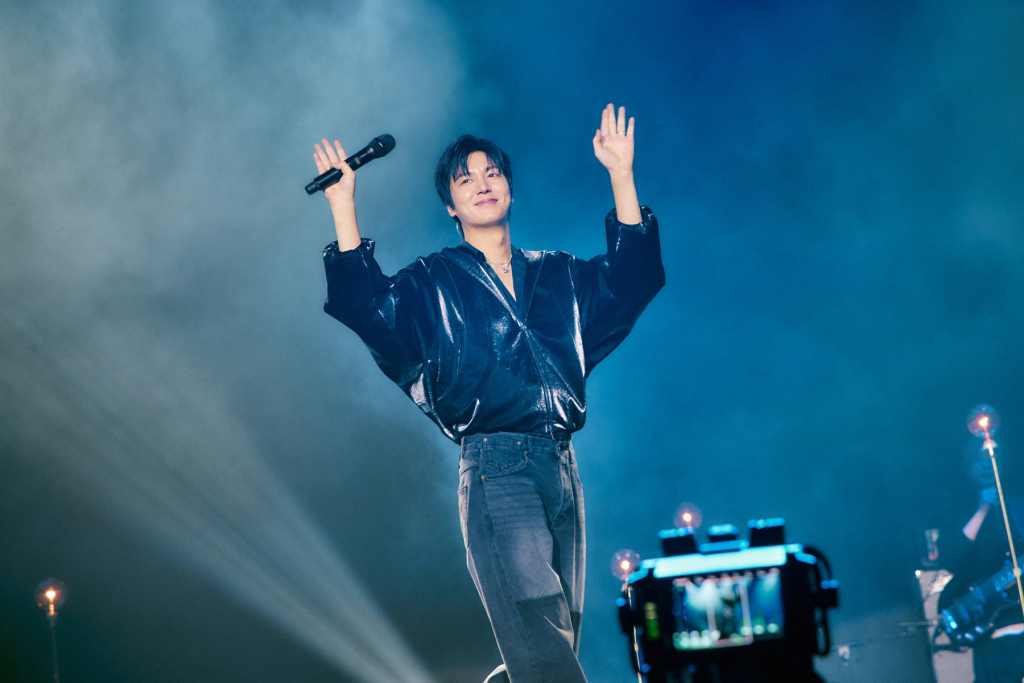 이민호, 8년 만에 개최 팬미팅 'MINHOVERSE IN SEOUL' 성료 | 스타뉴스