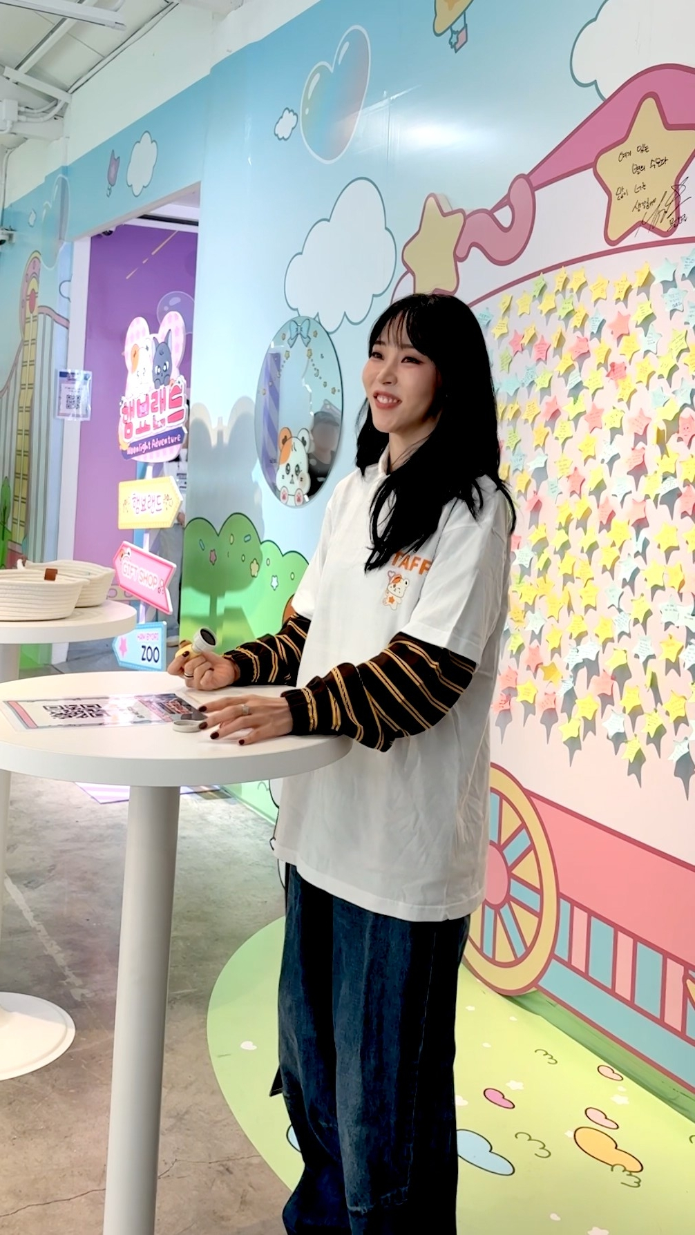 문별, 팝업 스토어 '햄뵤랜드' 10일간 성공적 운영 | 스타뉴스